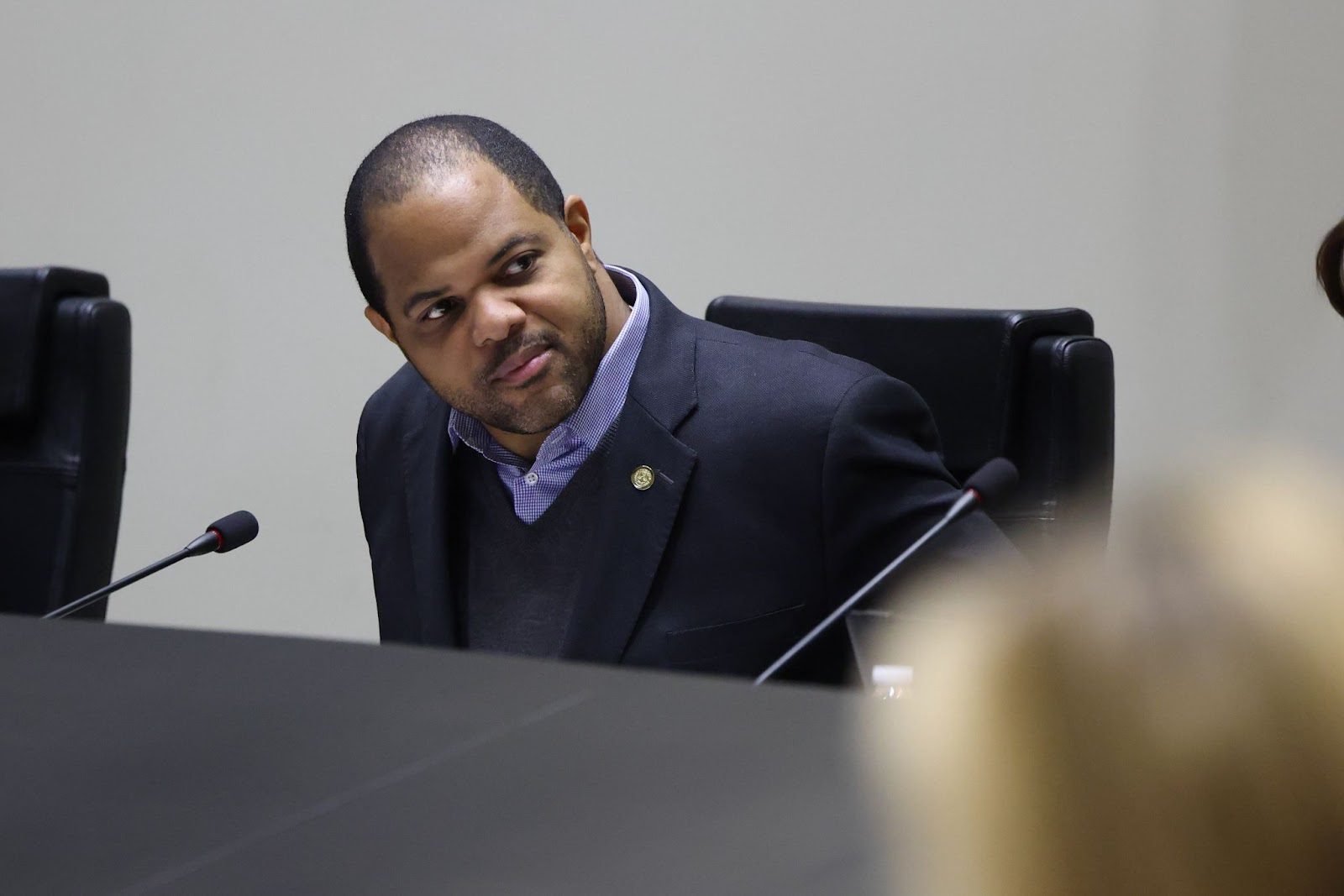 Biography of Eric Johnson - dallas-yes.com